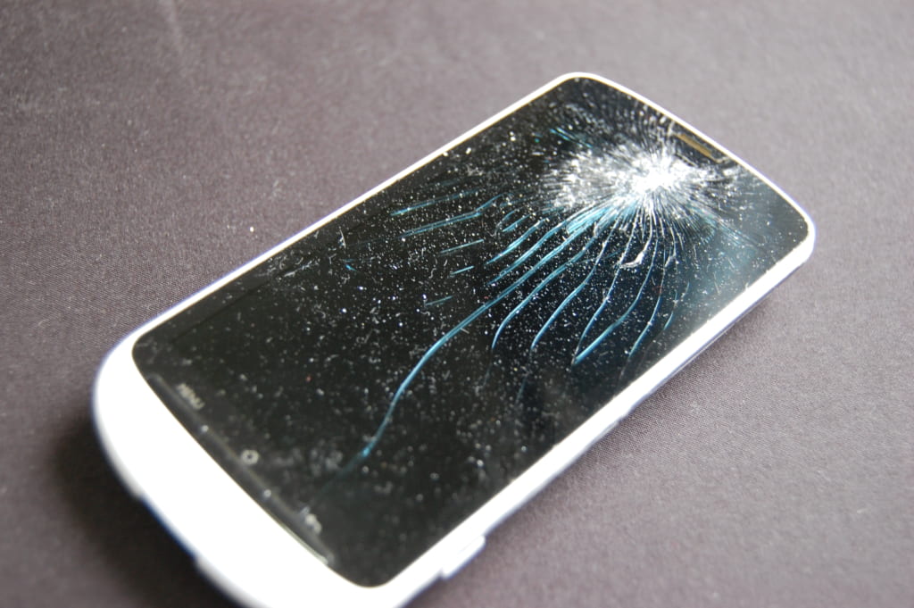 【Android】「Only fullscreen opaque activities can request orientation」エラーの対処方法【強制終了】 - 株式会社GOAT